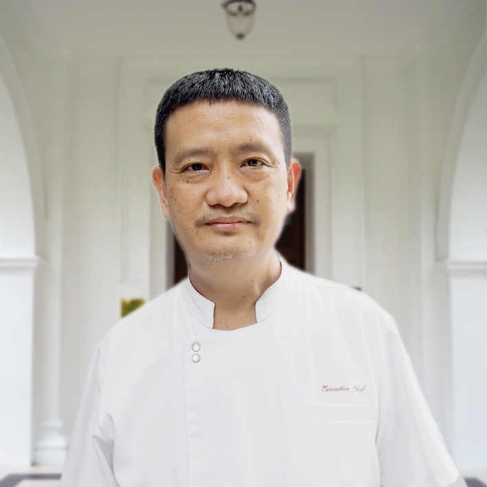 Meet the team - The British Club Bangkok